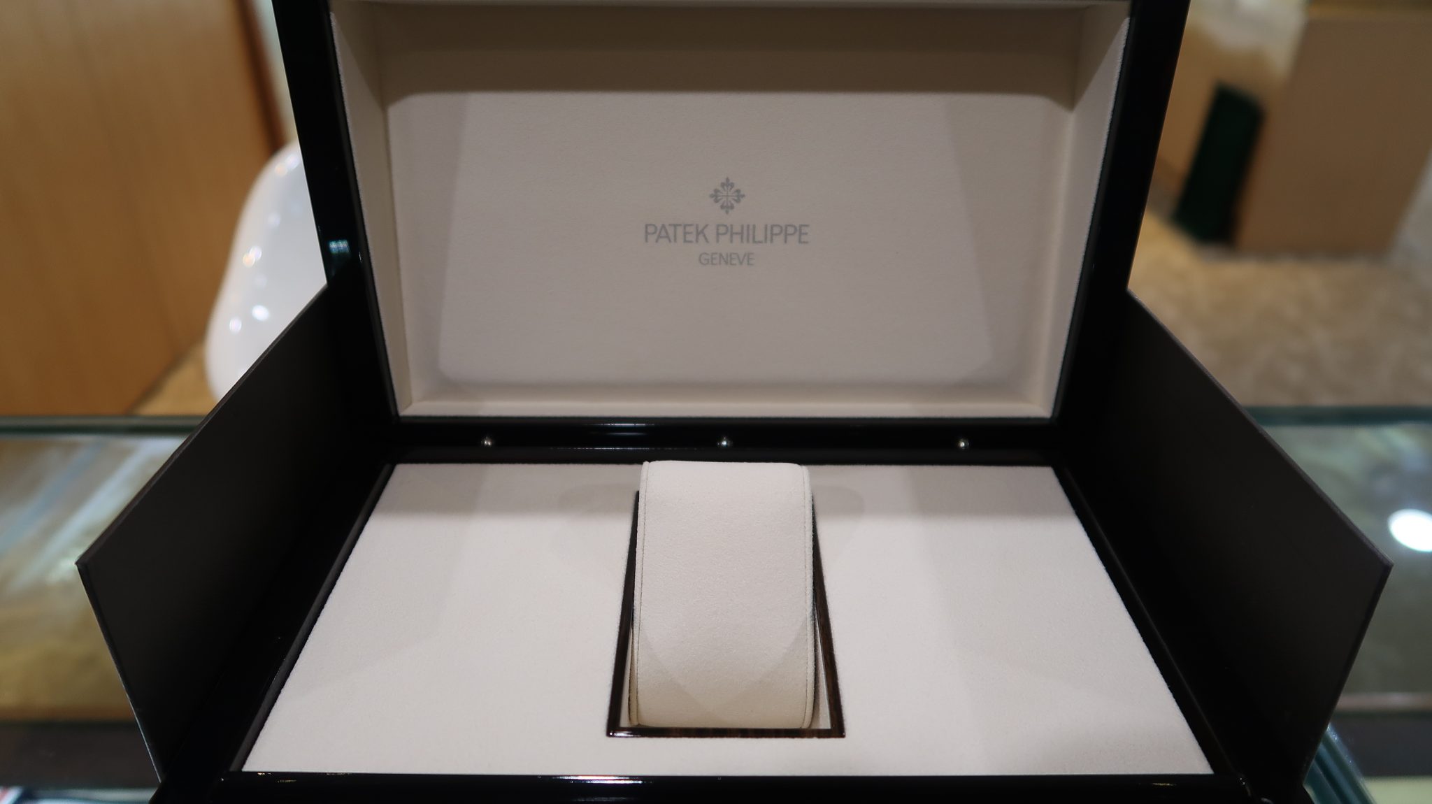 Brand New Patek Philippe Box - Watch & Watch Gallery